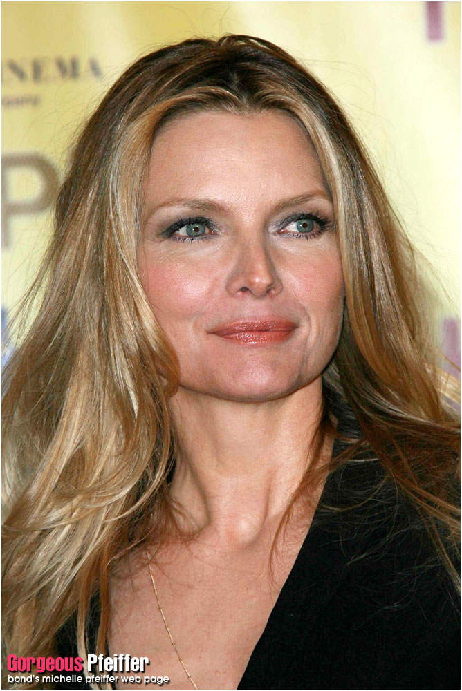 Gorgeous Pfeiffer -- bond's michelle pfeiffer web page